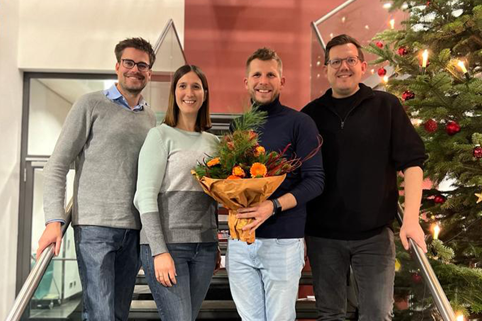 Herzlichen Glückwunsch: Sebastian Busch ist neuer ...